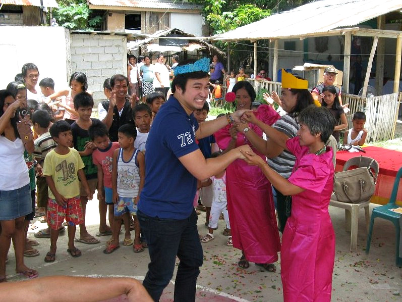 Marinduque Rising: Tubong ritual for Cong. Velasco in Brgy. Daig