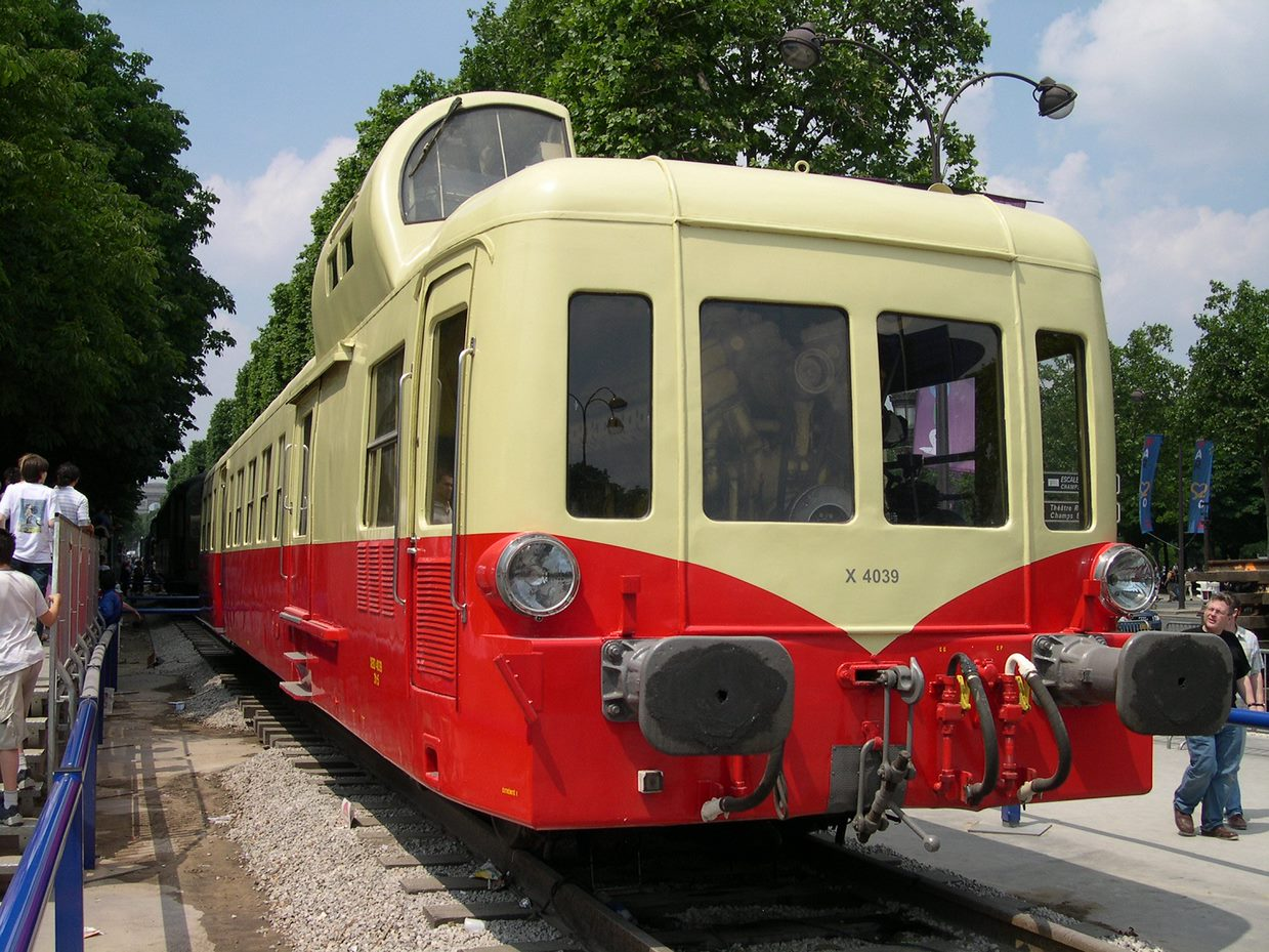 Σιδηροδρομικά Νέα: SNCF Class X 3800–ο «Πικάσο» των γαλλικών ...