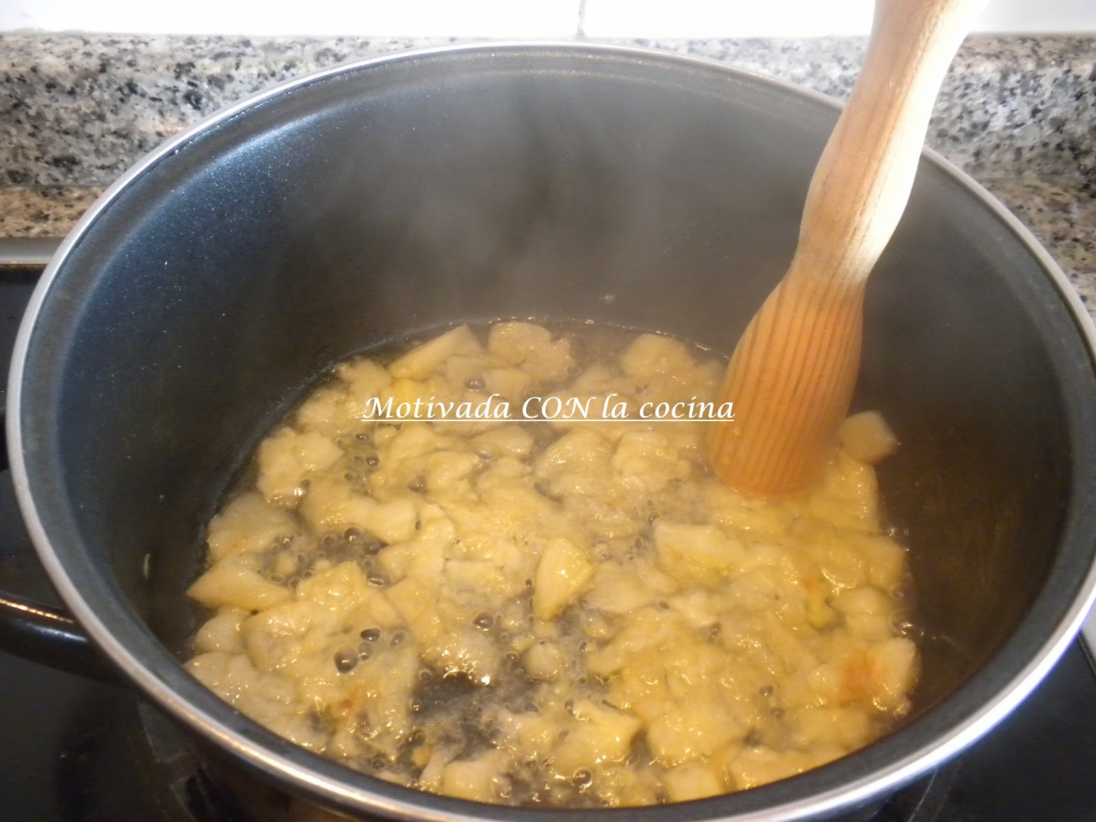 MOTIVADA CON LA COCINA: Alas de pollo en salsa de pera
