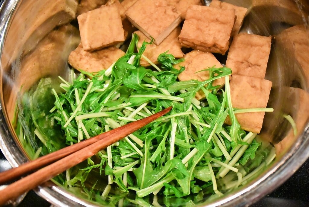 Recipes for Tom: Atsuage to mizuna no ponzujoyu-ni / deep-fried tofu ...