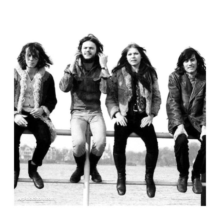 Music, photos and more about artists and bands: 2021