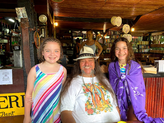 Rubies&Pearls: Here's a story about a man named Jade