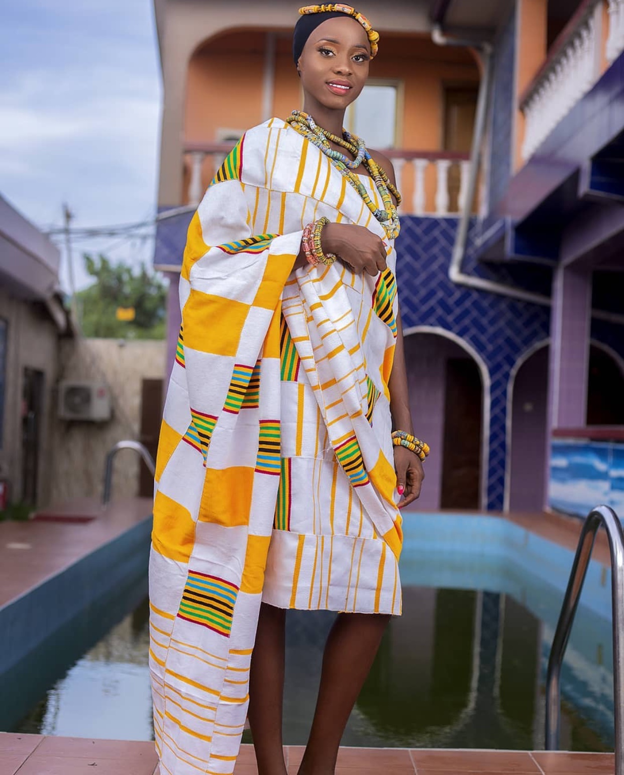 GHANAIAN TRADITIONAL OUTFITS