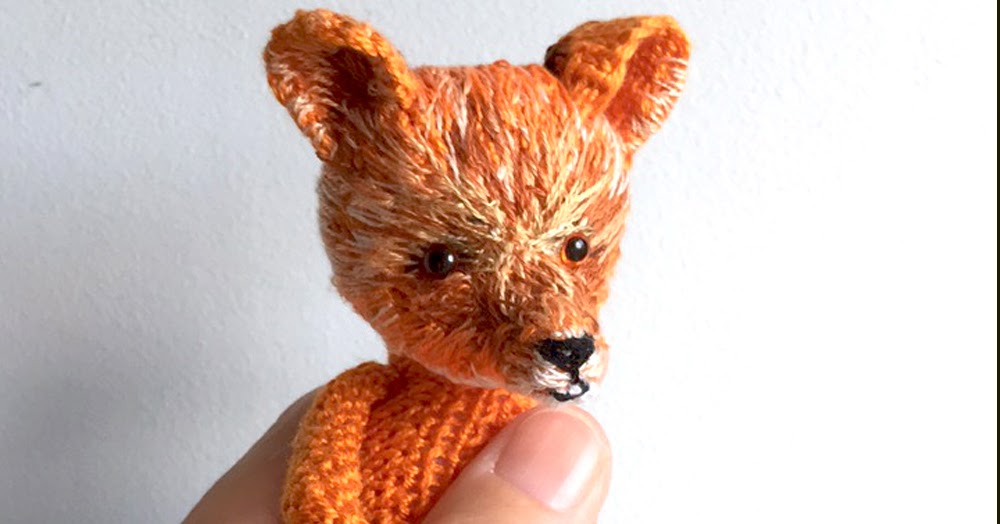 dot pebbles: September = fox