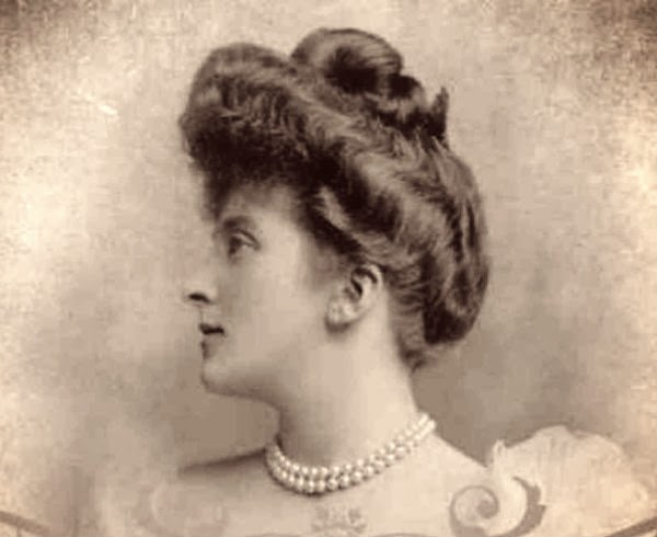 ~ My little old world ~ gardening, home, poetry and everything romantic ...