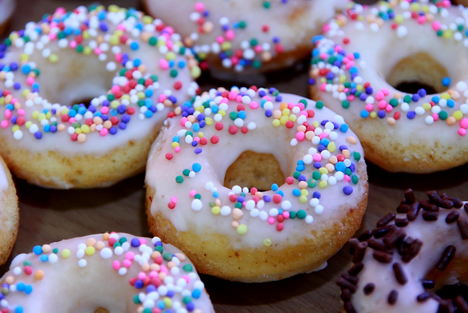 Baby I Love Your Way: Baked Mini Donuts