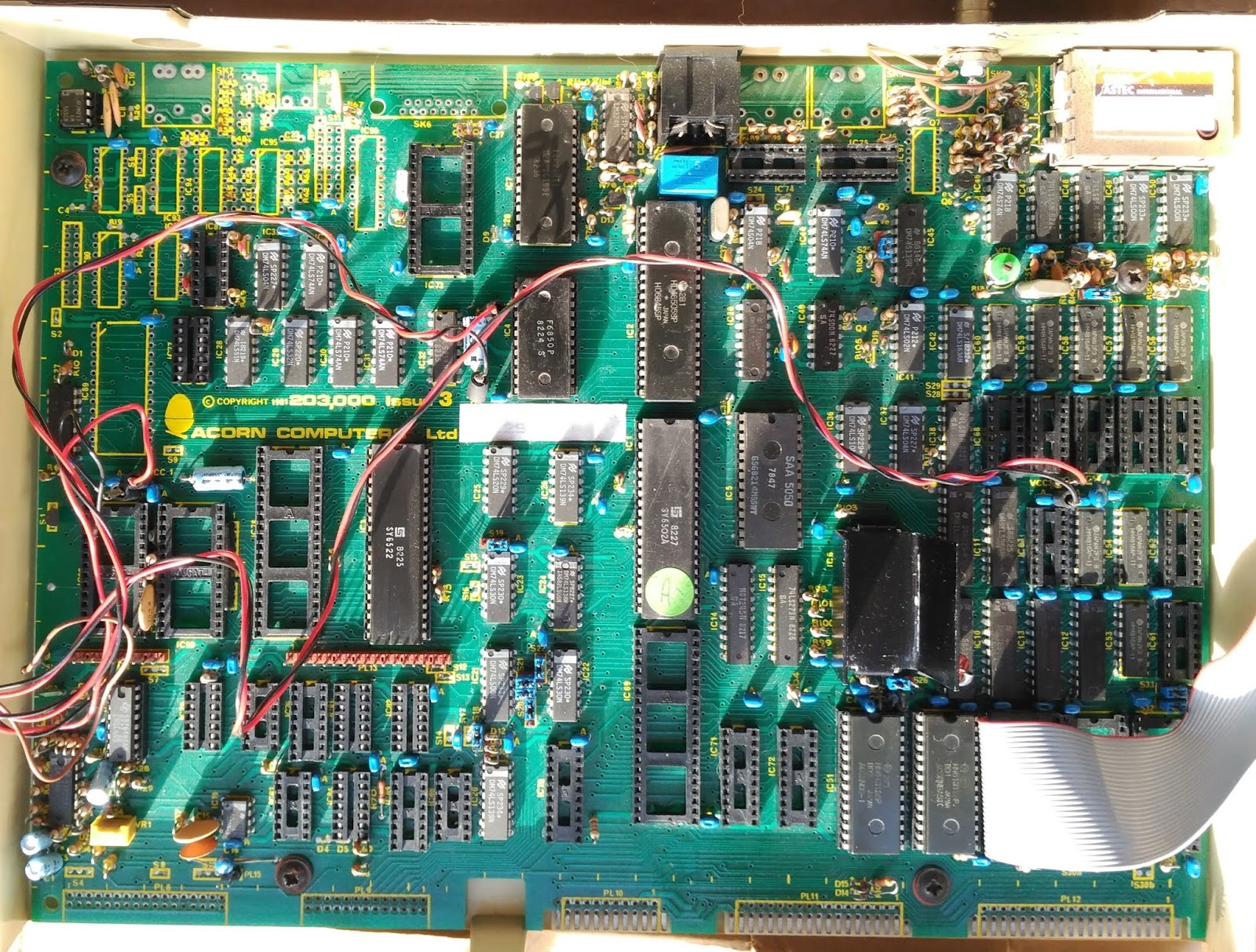 Retro Ordenadores Orty: Ordenador Acorn BBC Micro (A) (1981)