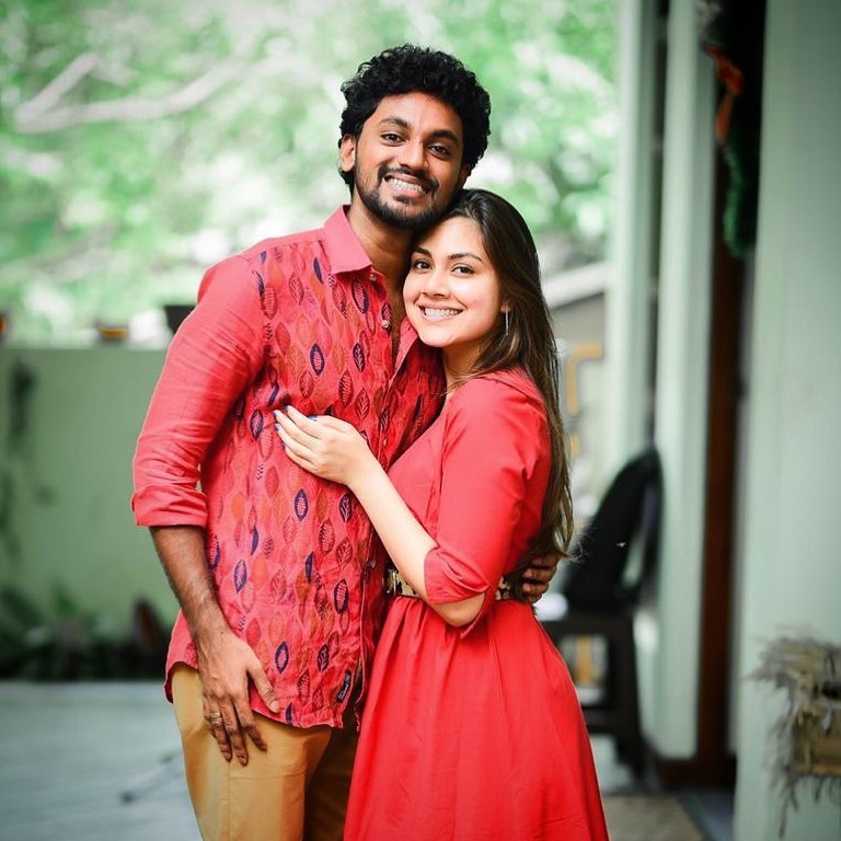 40 family photos of Sajitha Anthony and Buvi