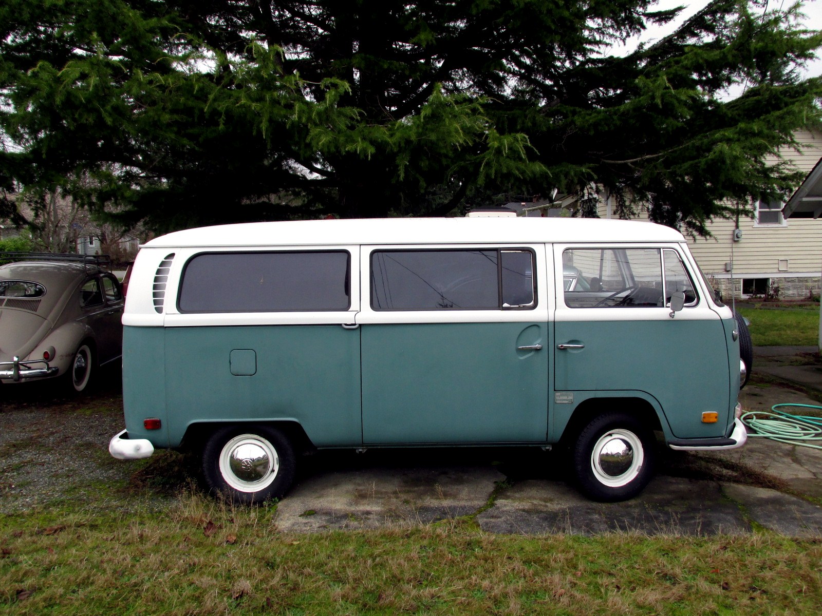 Seattle's Classics: Awesome Collection Pt. 2 - 1968 Volkswagen Type 2 Bus