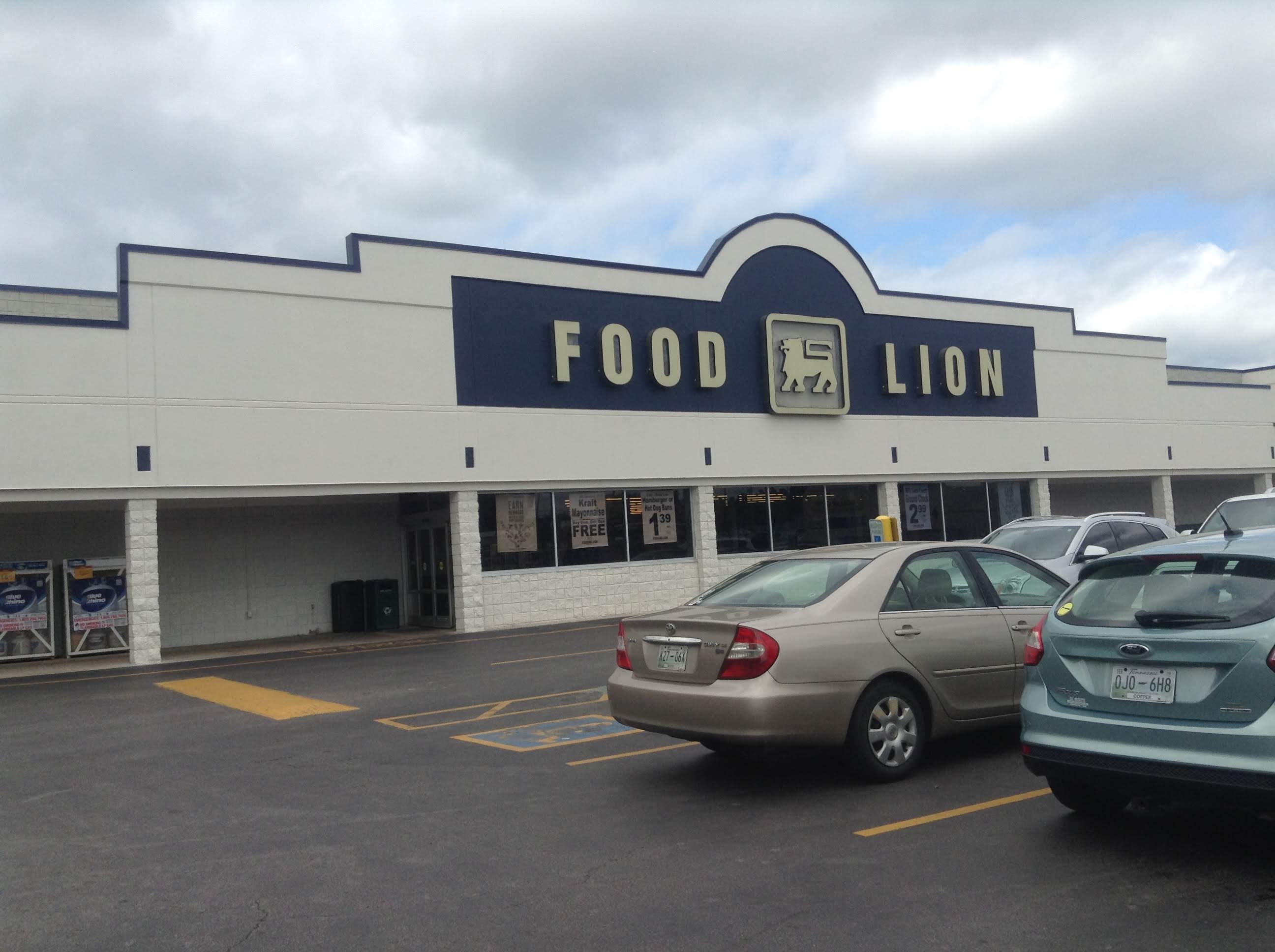 Food Lion #722 and Eckerd - Manchester, TN