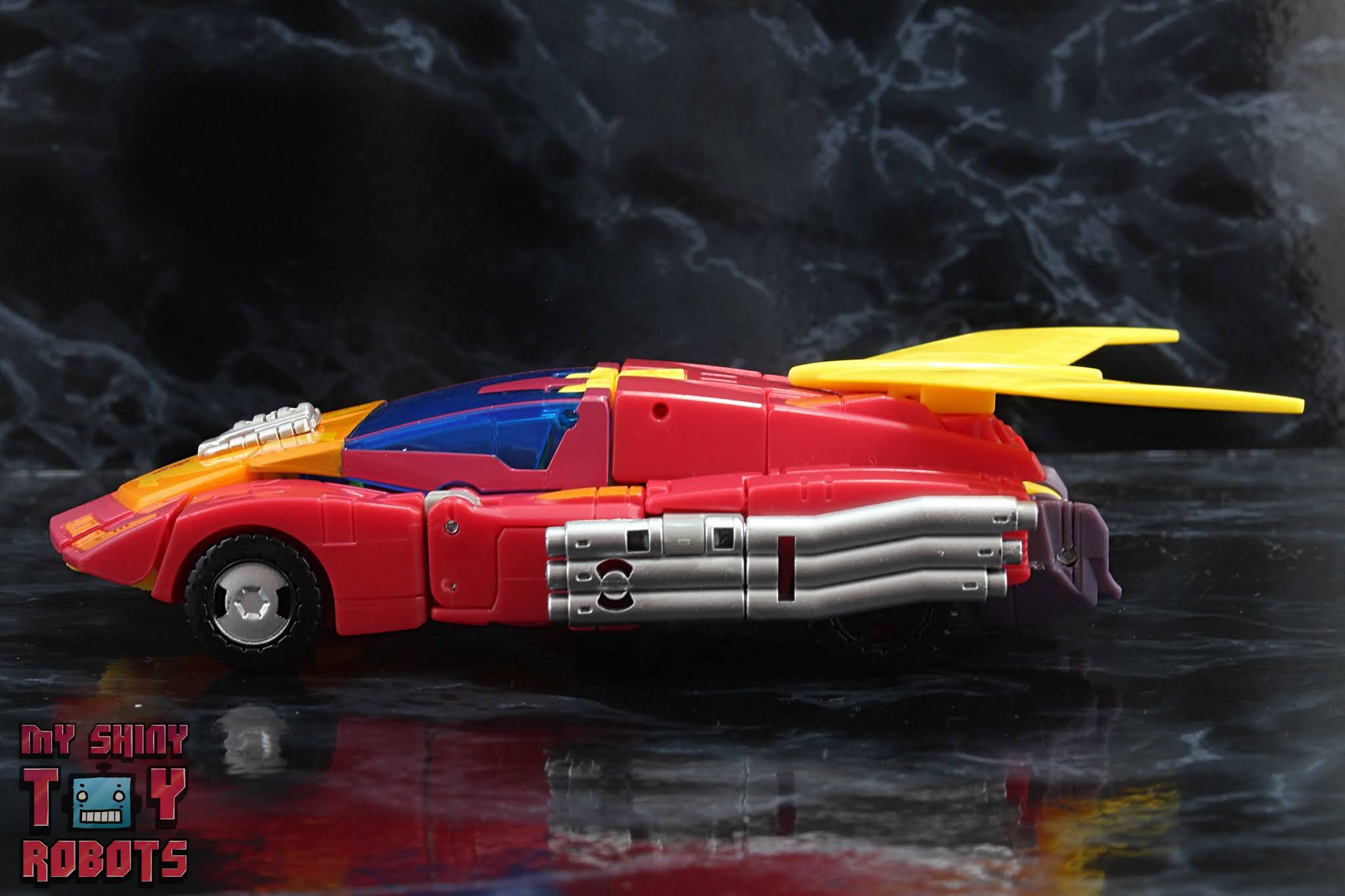 My Shiny Toy Robots: Toybox REVIEW: Transformers Studio Series 86 Hot Rod