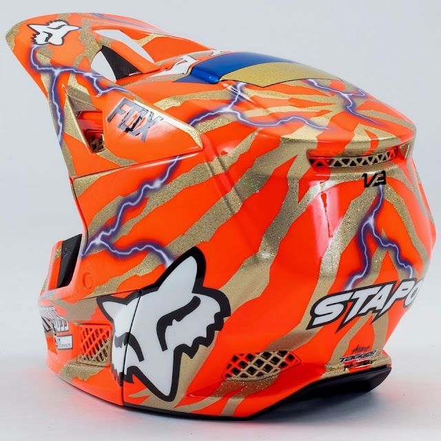 Racing Helmets Garage: Fox V3 D.Stapleton "StapoMX" 2019 by Tagger Designs