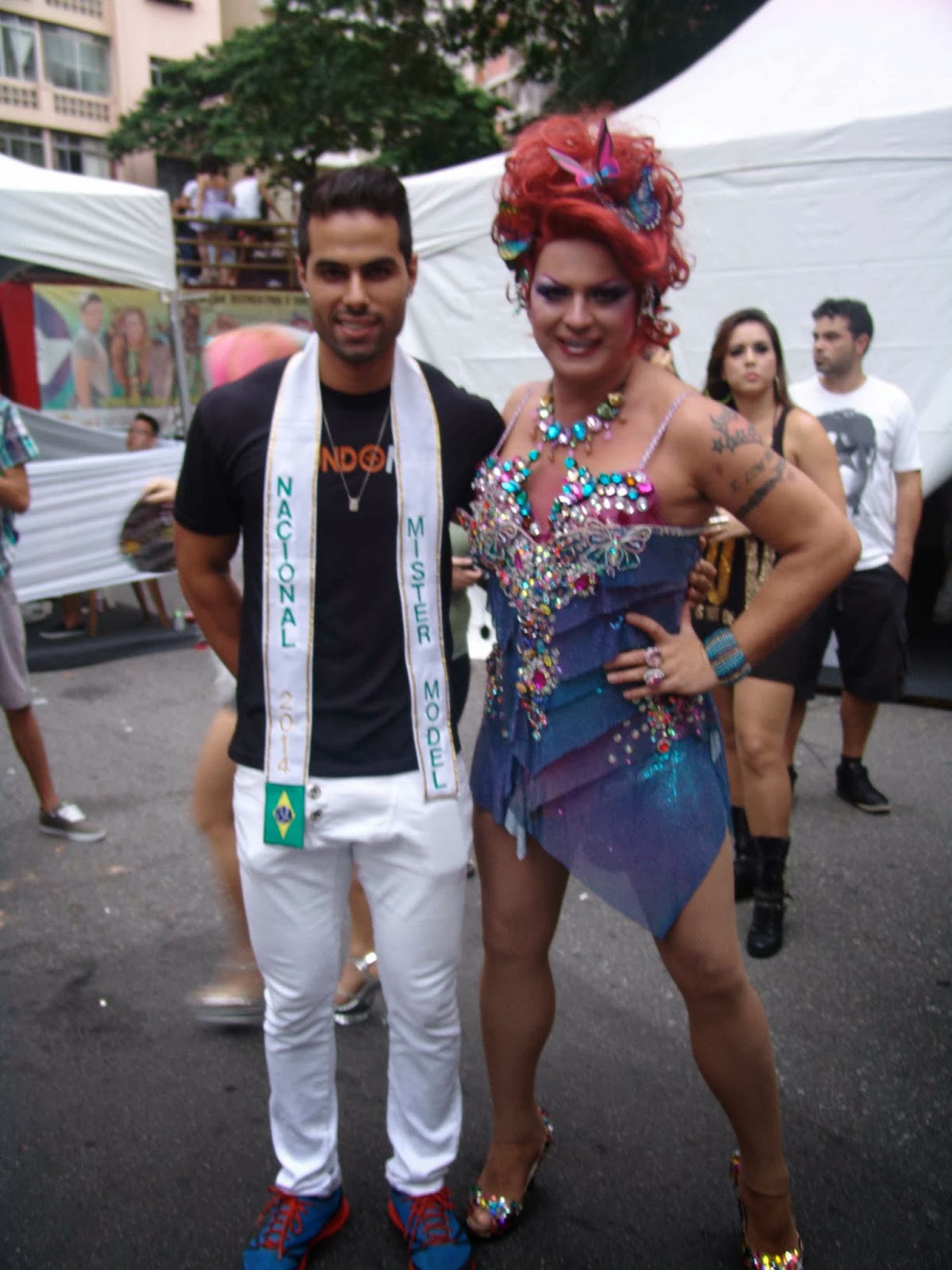 Romeo Rodrigues Moda&Beleza: fevereiro 2014