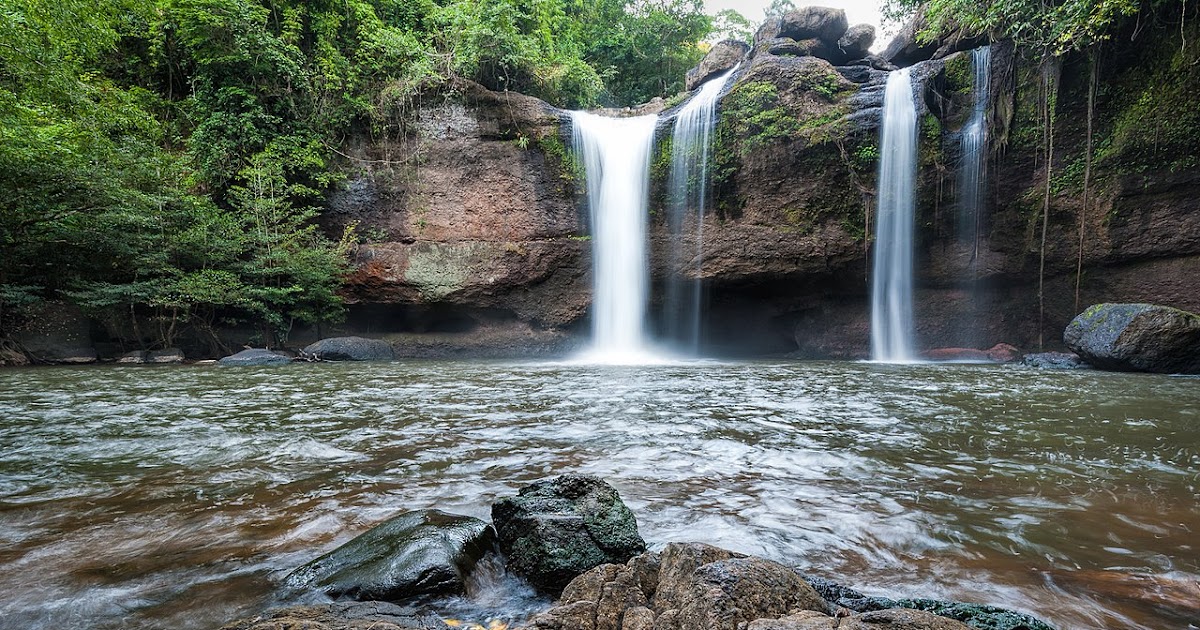 Haew Suwat Waterfall is very beautiful and easy to access