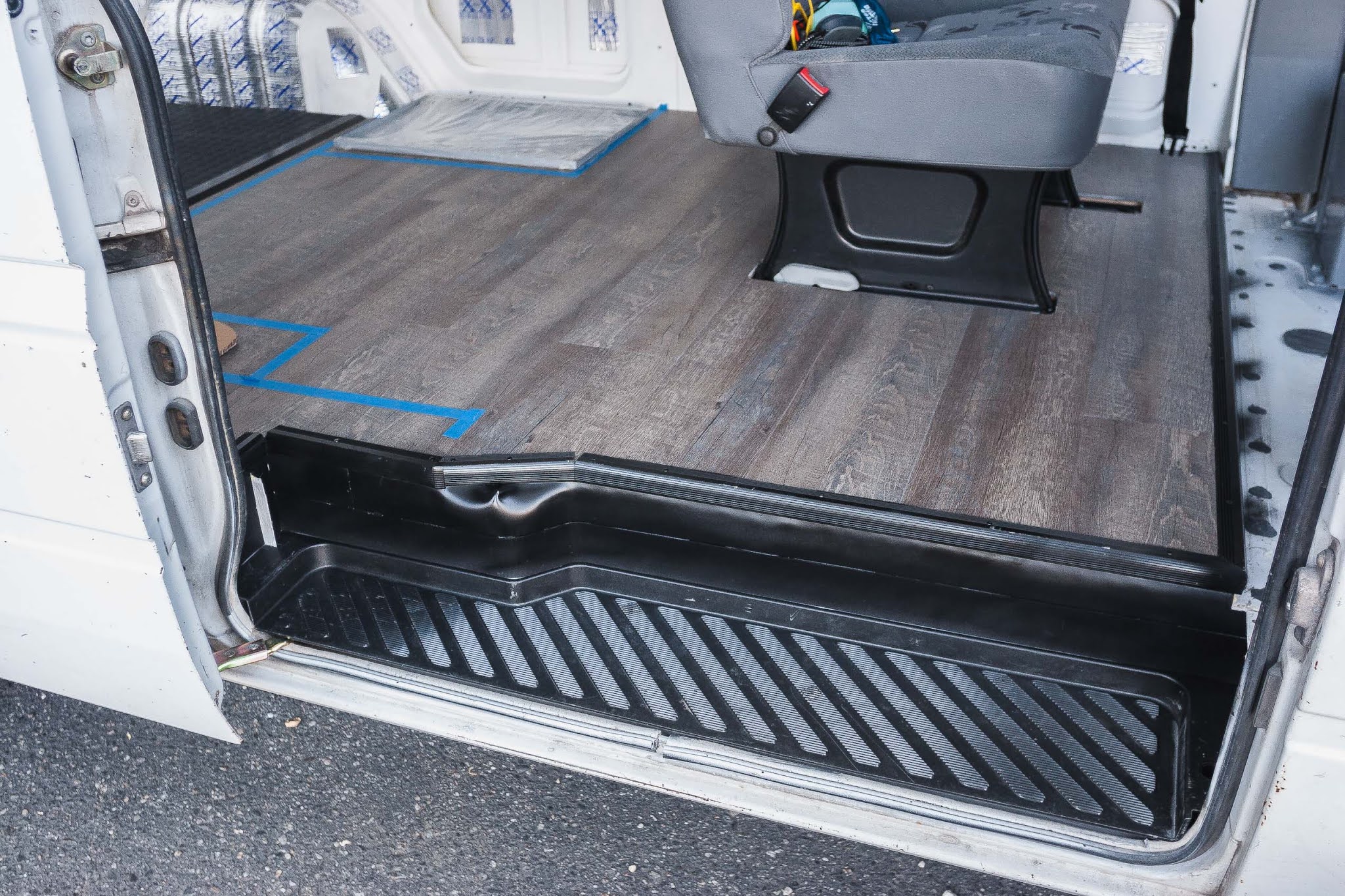 Sprinter van: Flooring