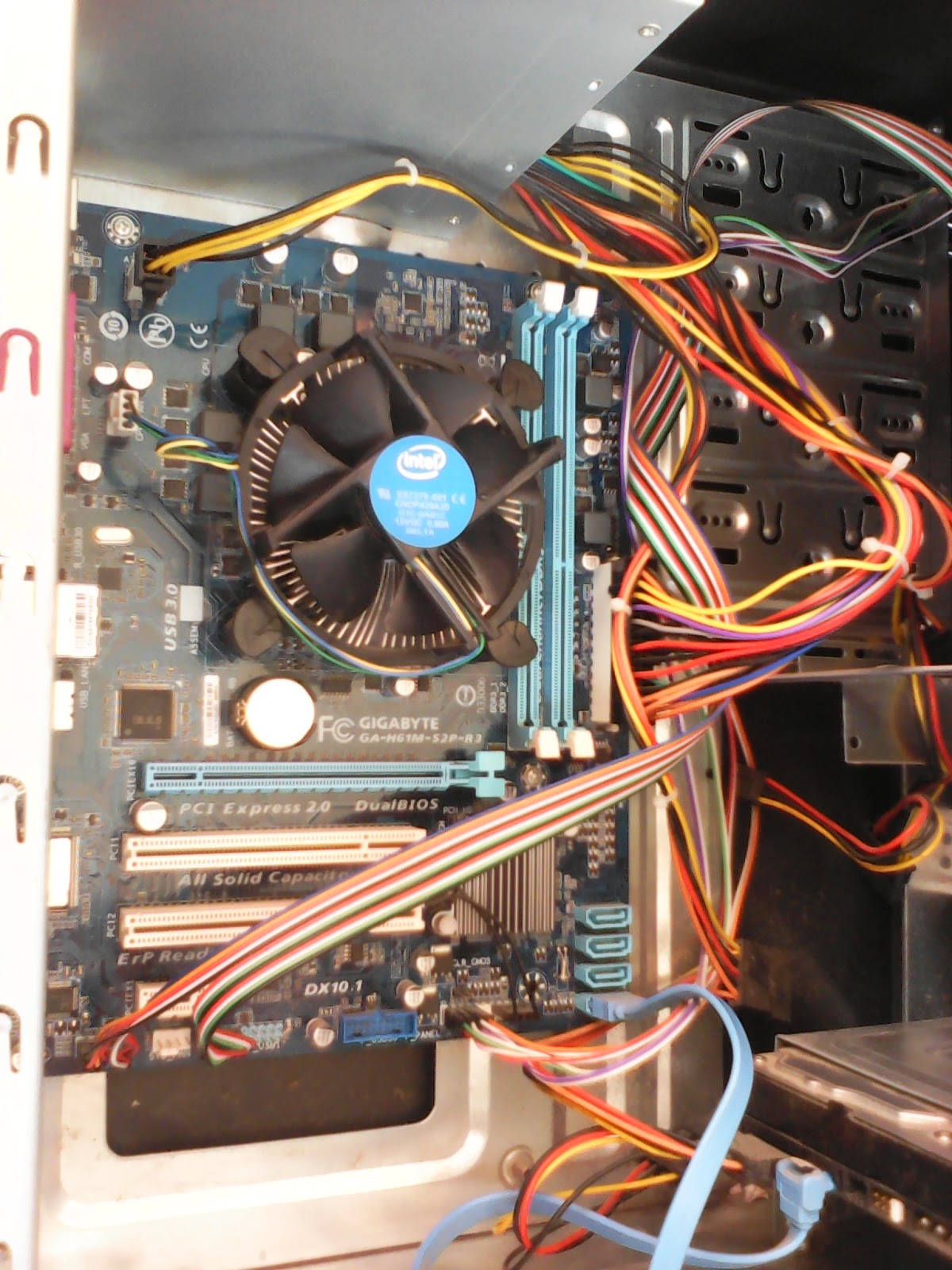 Langkah-langkah Bongkar pasang Server(PC) ~ Mustofa Robi