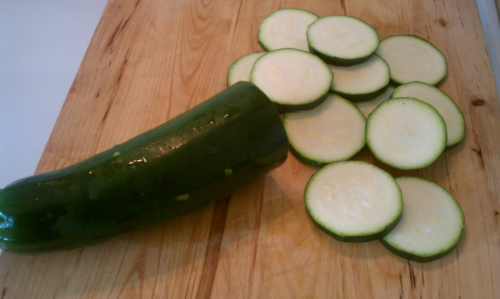 pearls and pasta: Parmesan Zucchini Circles