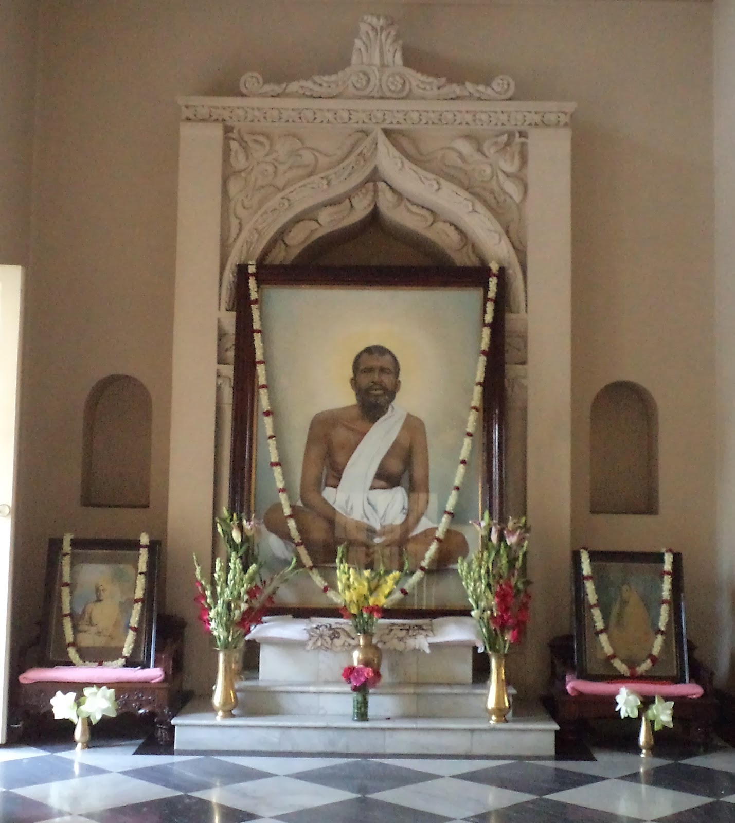 Spiritual Guide For All: BELUR MATH TEMPLES AND SHRINES (PHOTOS)