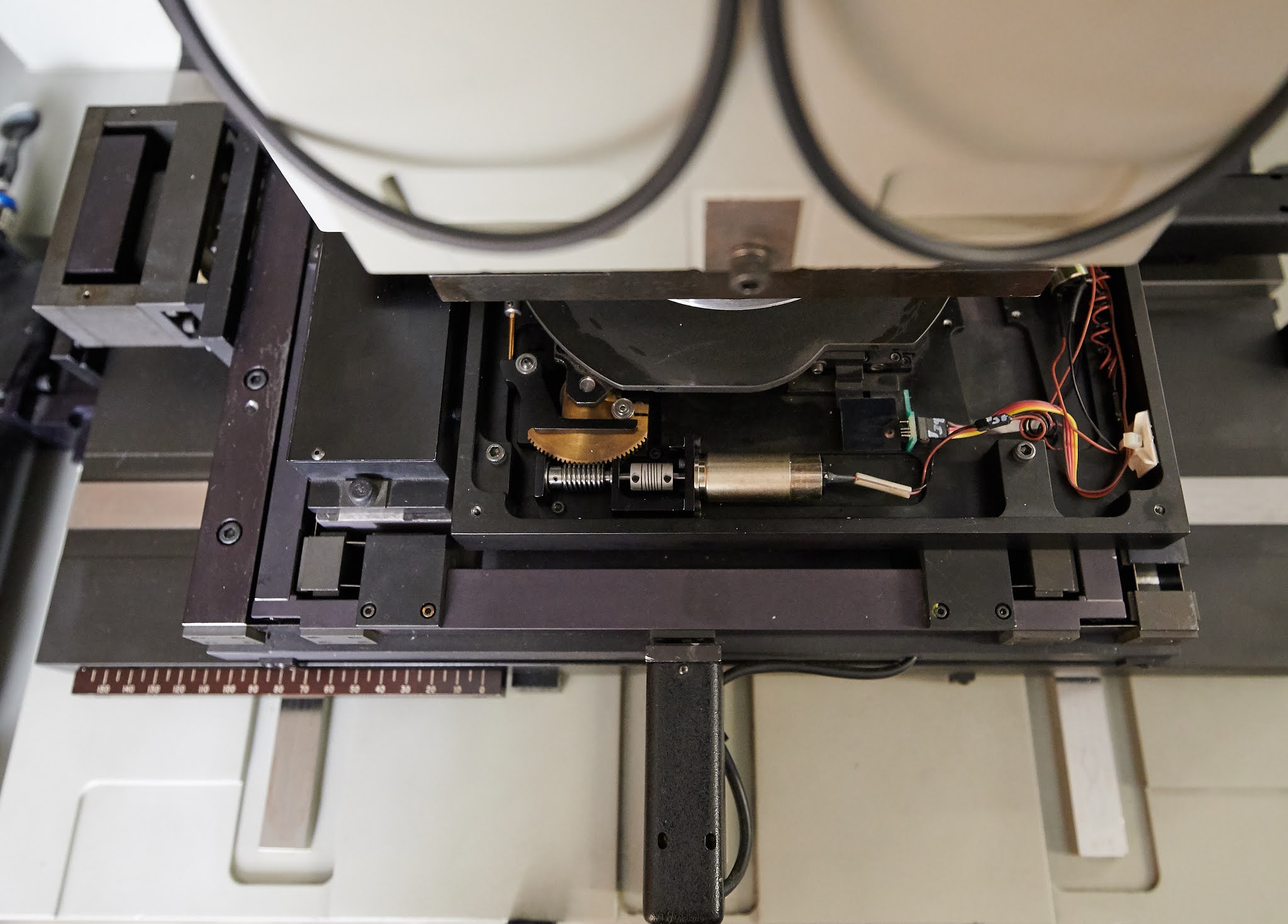 Isopack: GCA 6100C Wafer Stepper Part 2: the stages