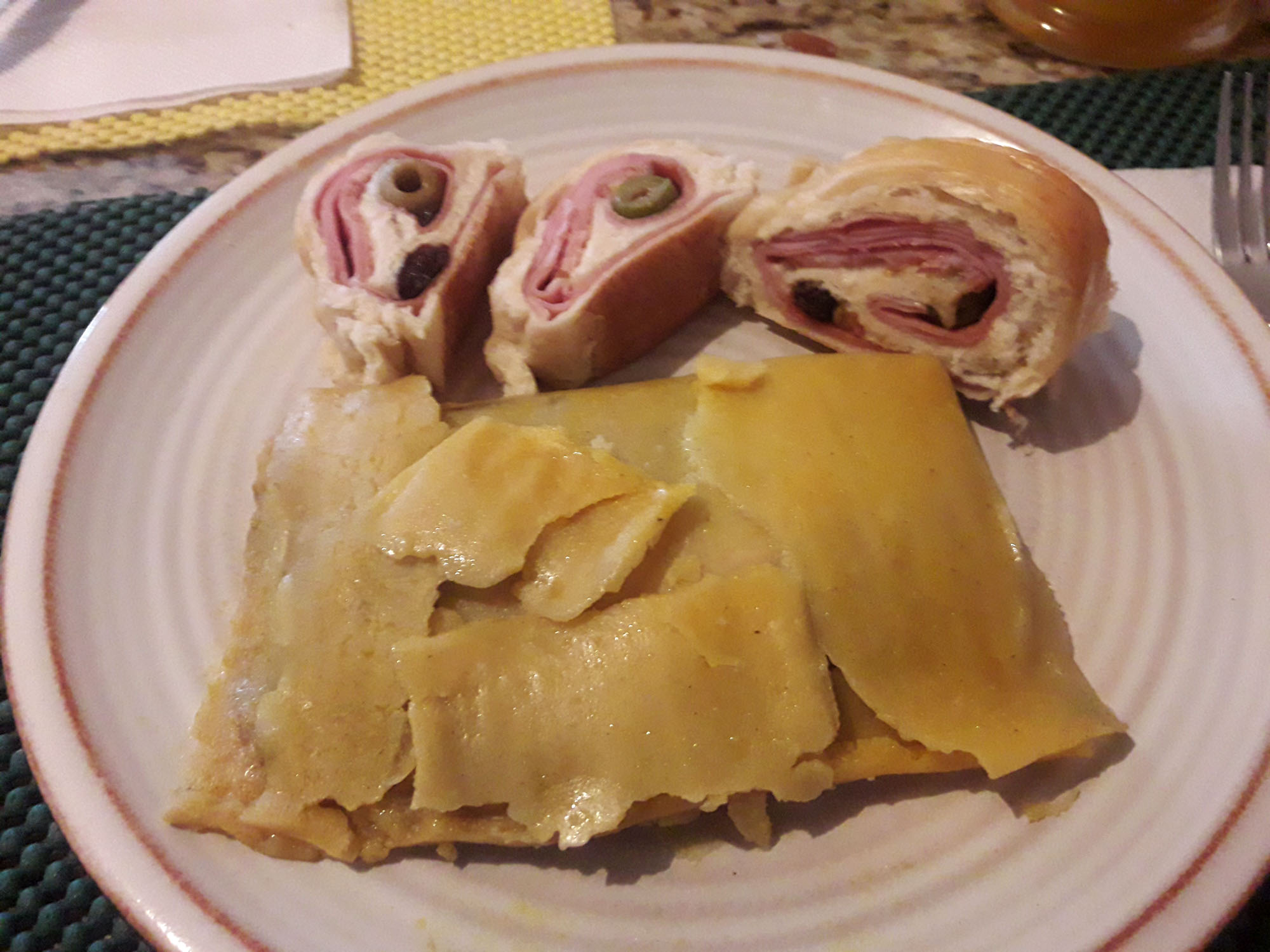 Hallacas Y Pan De Jamon