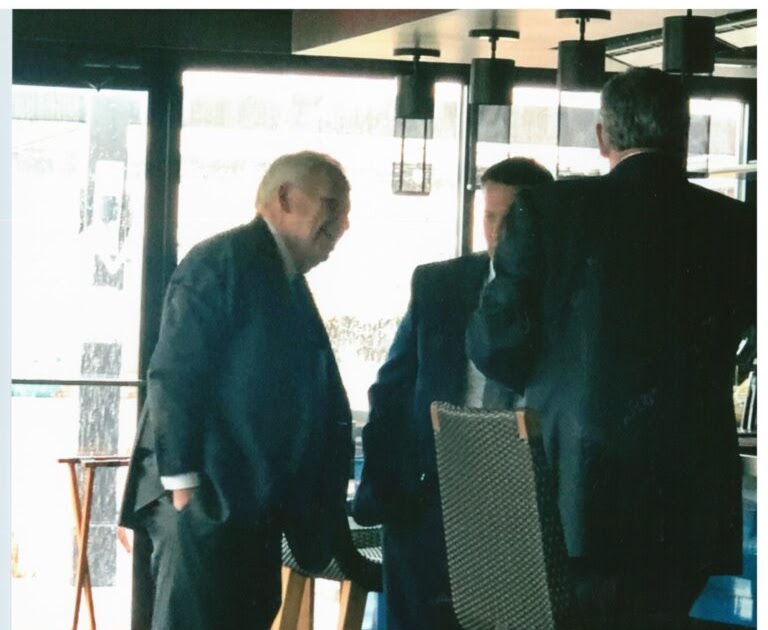 Legal Schnauzer: "Third man" in photo of Mark Crosswhite and Jay Town ...