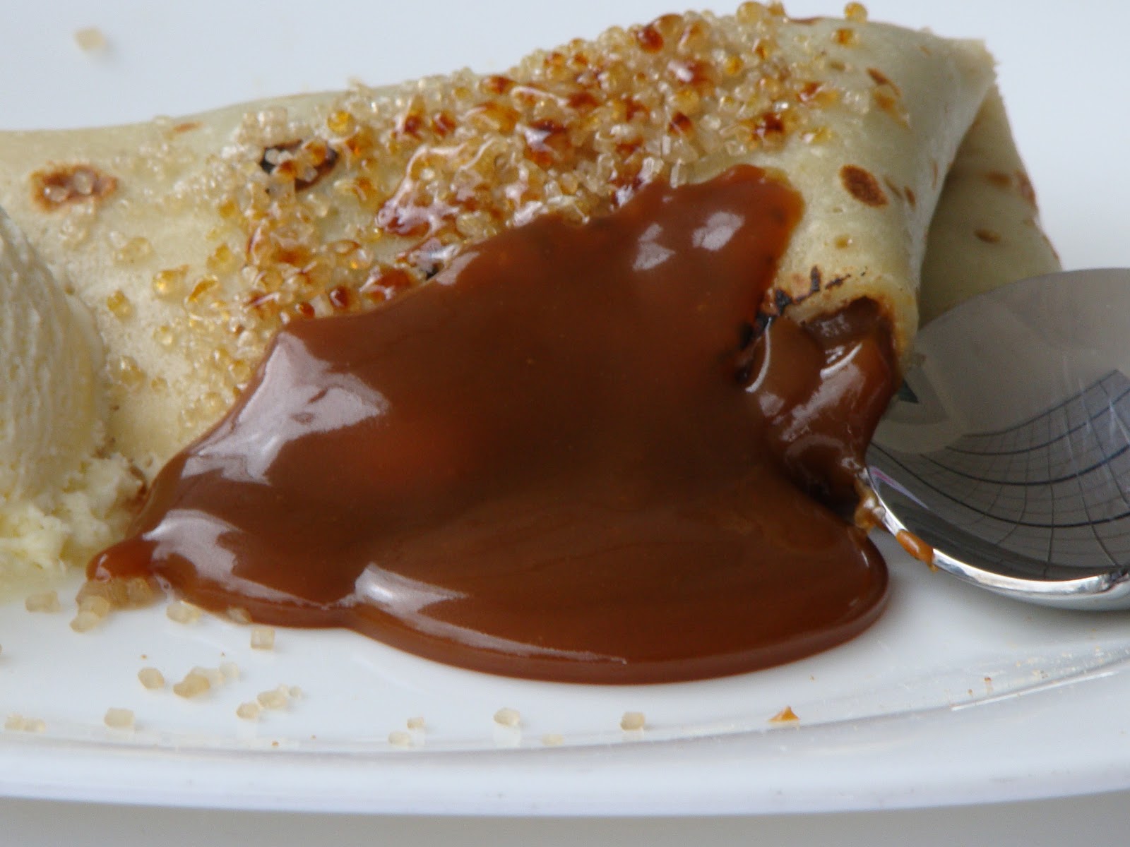 Manjericota: Crepe Brûlée de Doce de Leite