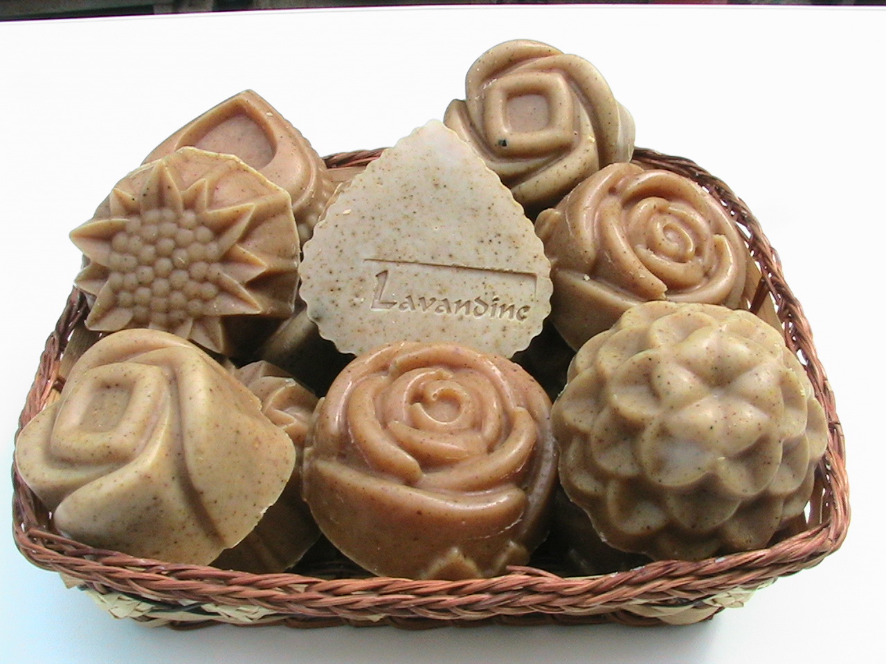 cosmetice handmade: Honey,sapun natural handmade cu miere propolis si polen