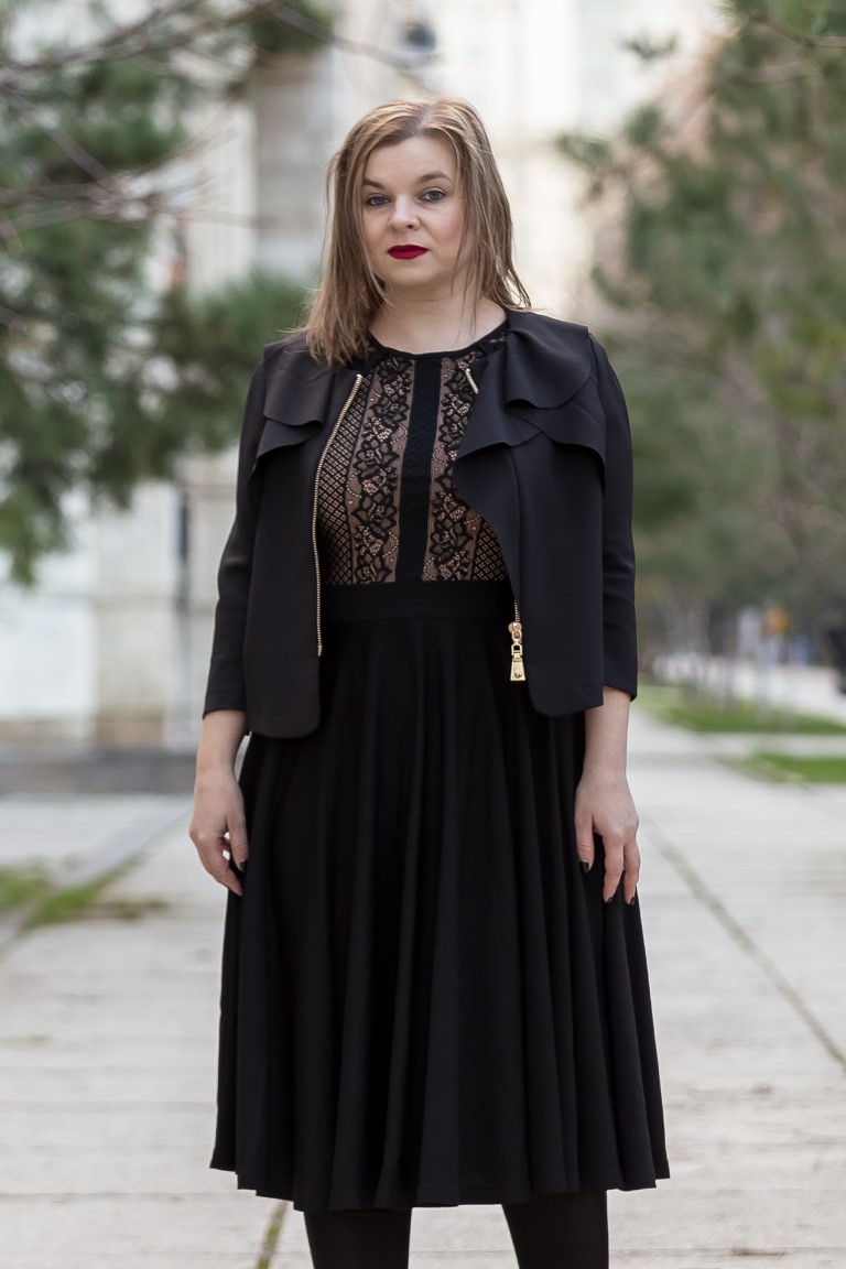 Tu ce tinuta alegi pentru party? - Alina Anghel