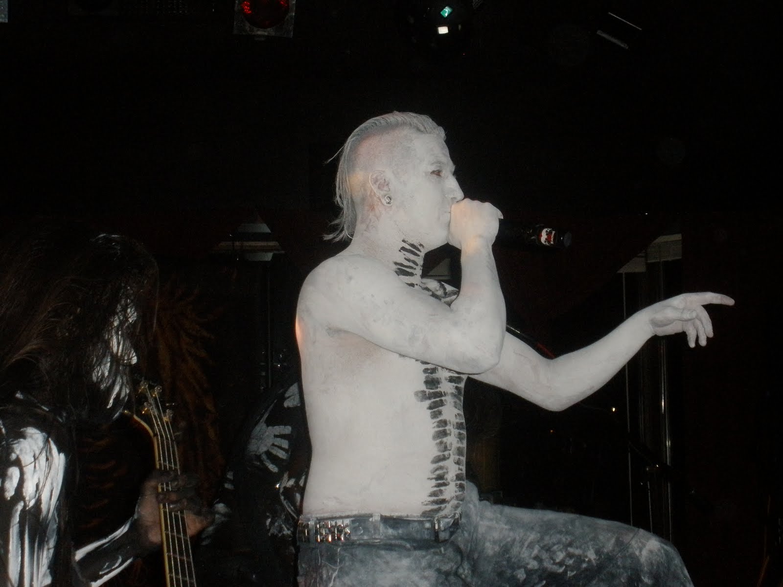 PinkHeadphones: Live Show Review: Motograter - Honoring of the Sun Tour