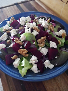 Kuier-Kombuis: Beet en Feta Slaai