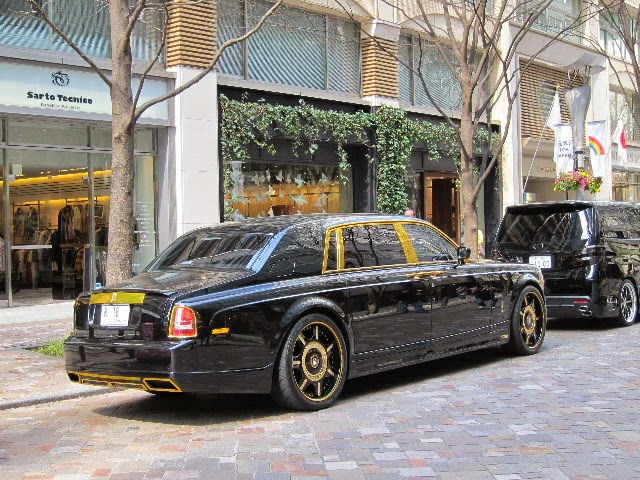 Rolls Royce Phantom Limos | The Car Club
