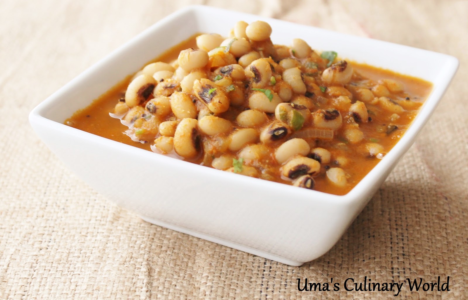 Chawli Amti / Black eyed Peas Curry