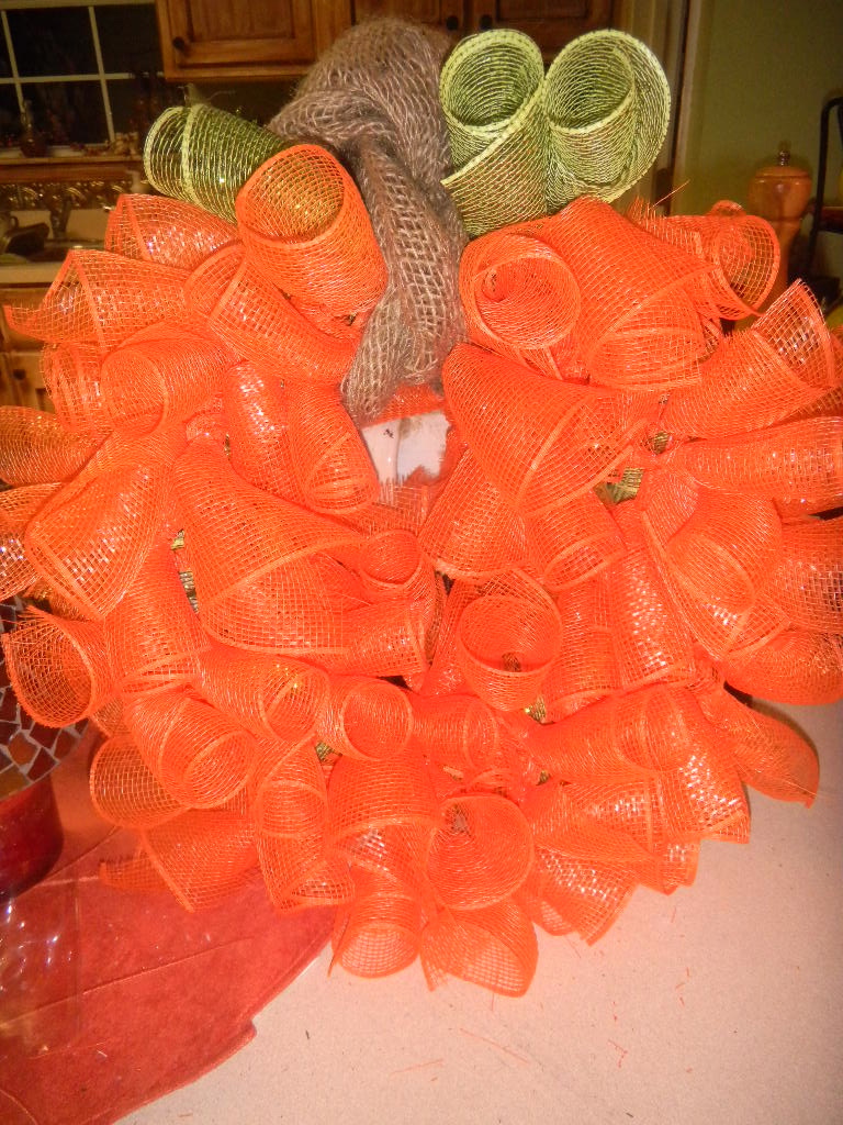 DittoDecorating: Pumpkin Wreath Tutorial
