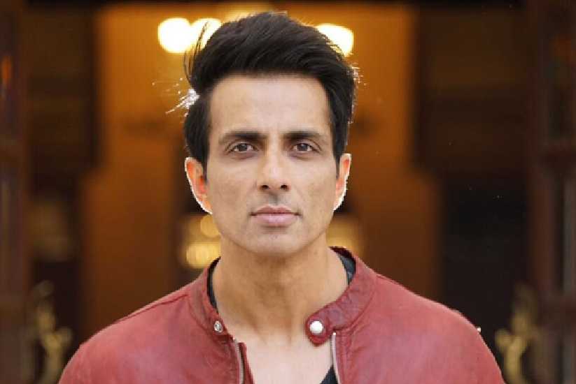 Sonu Sood Age, Height, Girlfriend, Wife, Family, Biography & More