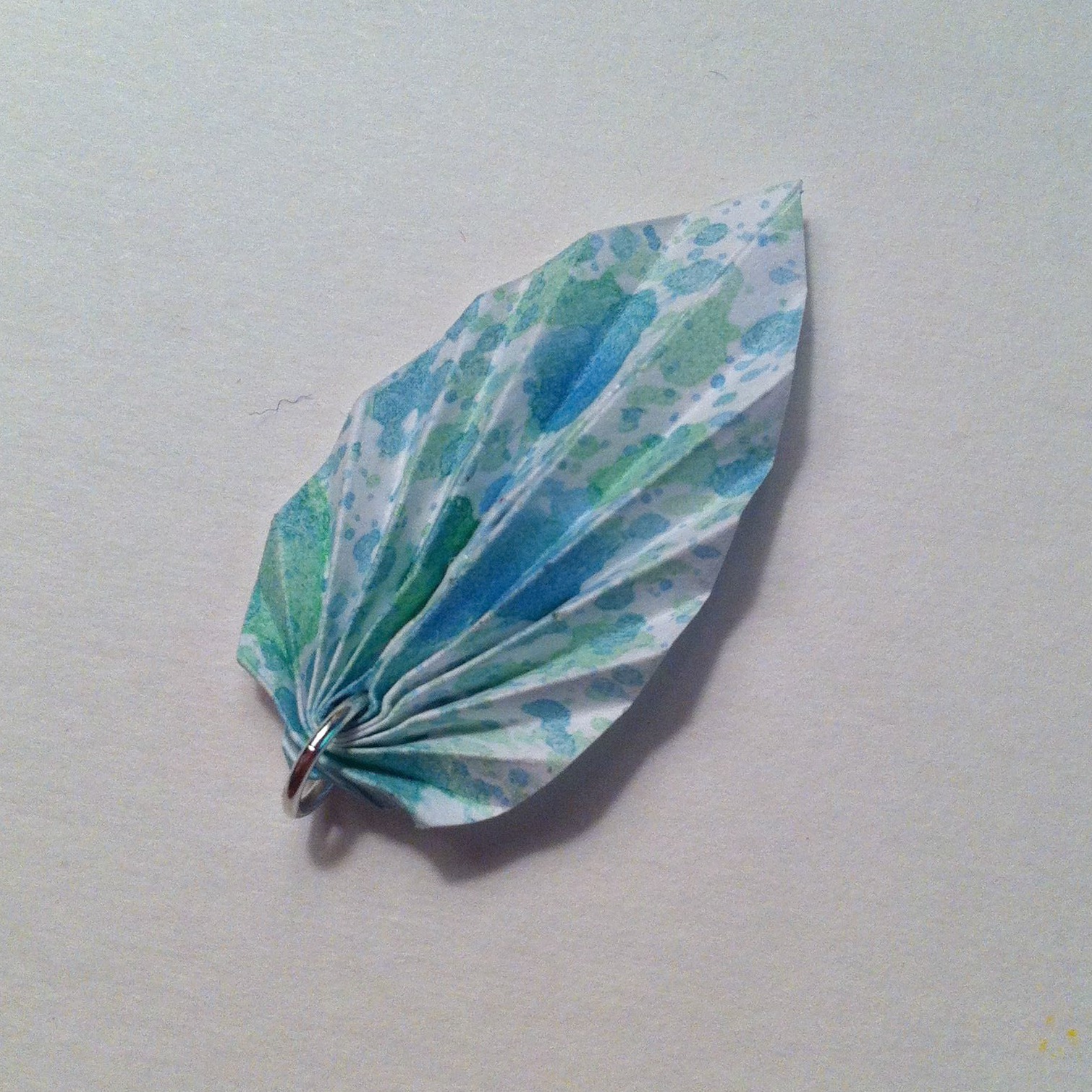 La passion de mes doigts: Un feuille en origami