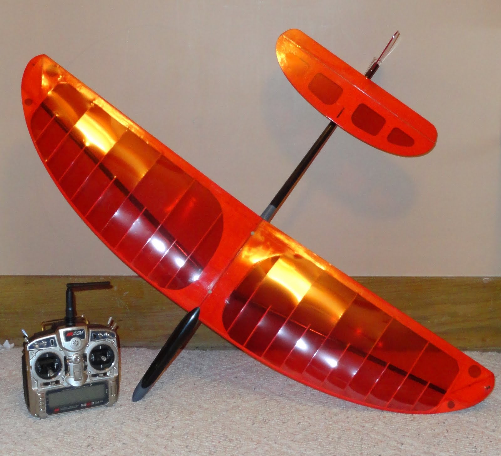 Vintauri RC: My first try at Discus Launch Gliders