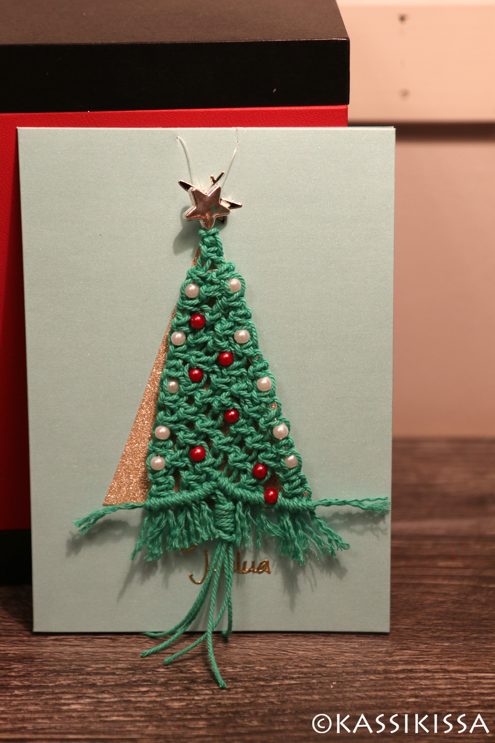 Makramee-joulukoristeita