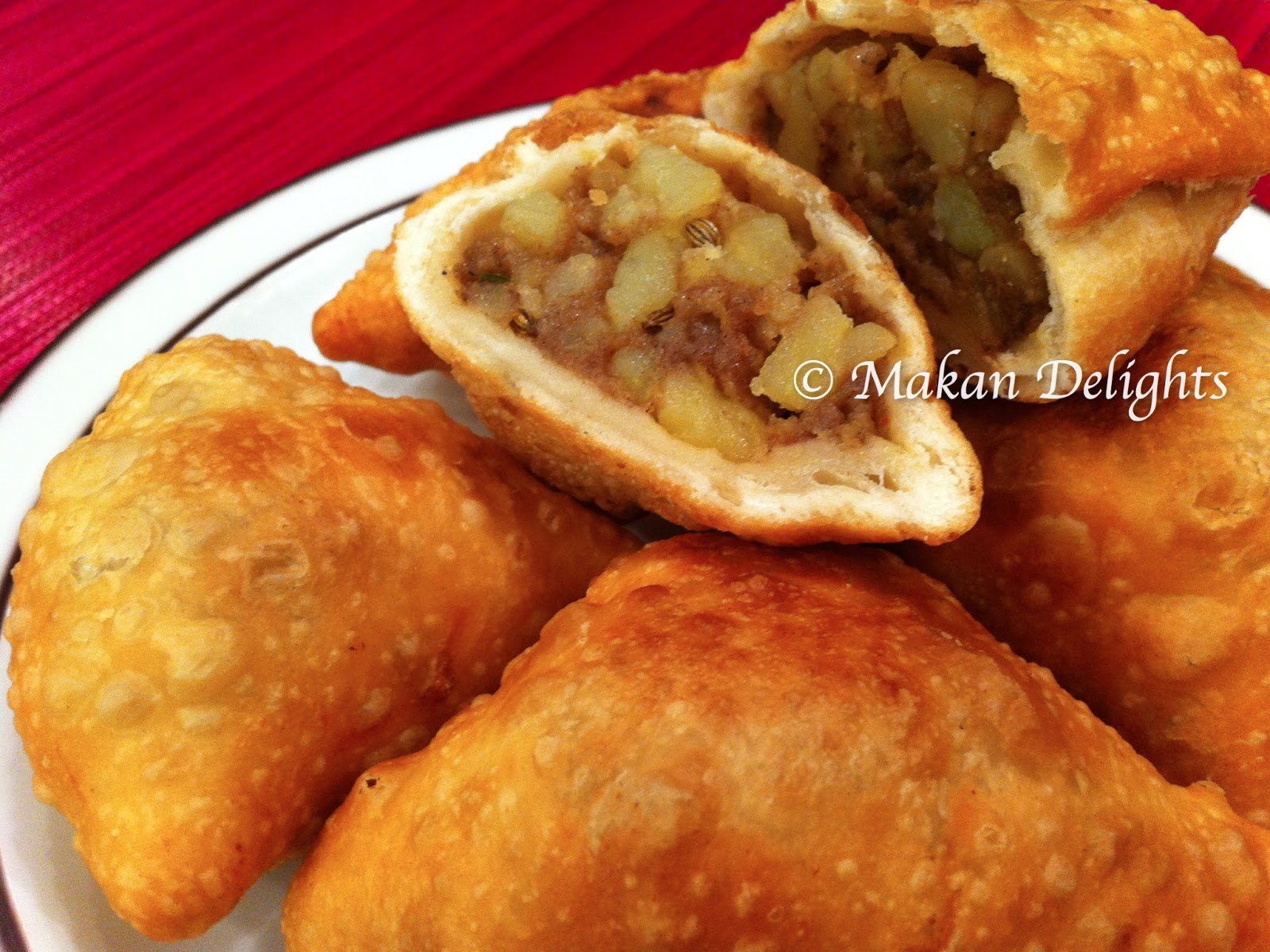Makan Delights: Samosa