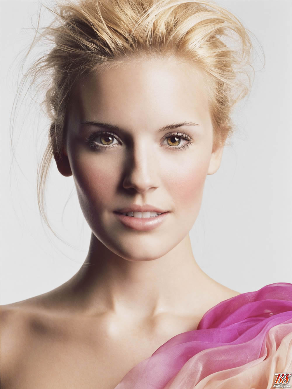 Twilight Saga Maggie Grace