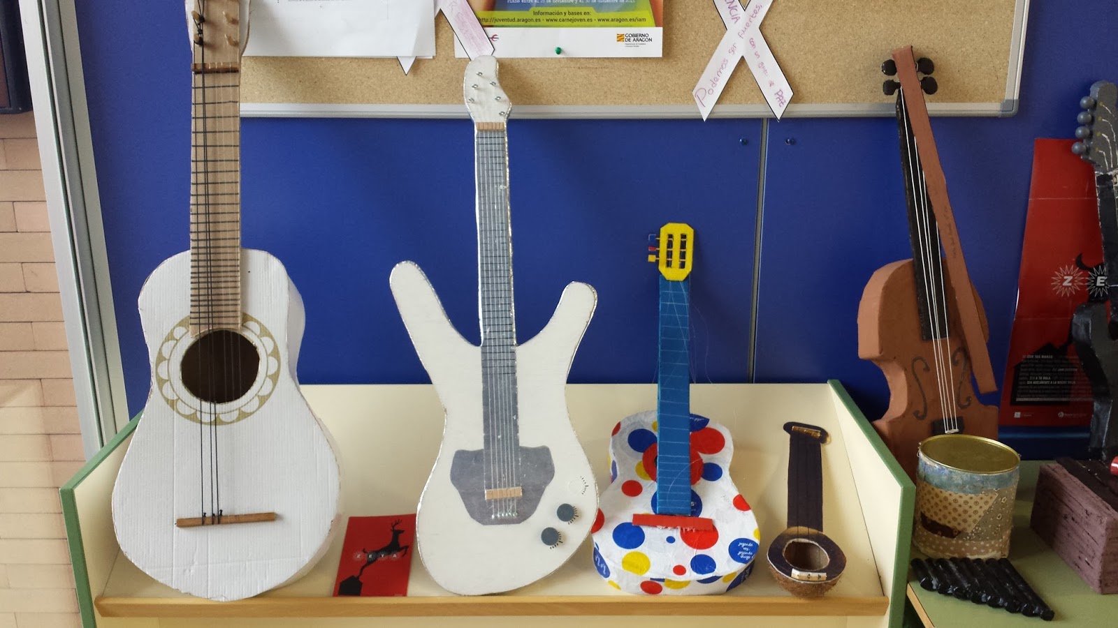SECCIÓN DE EDUCACIÓN SECUNDARIA DE ALMUDÉVAR: INSTRUMENTOS MUSICALES ...
