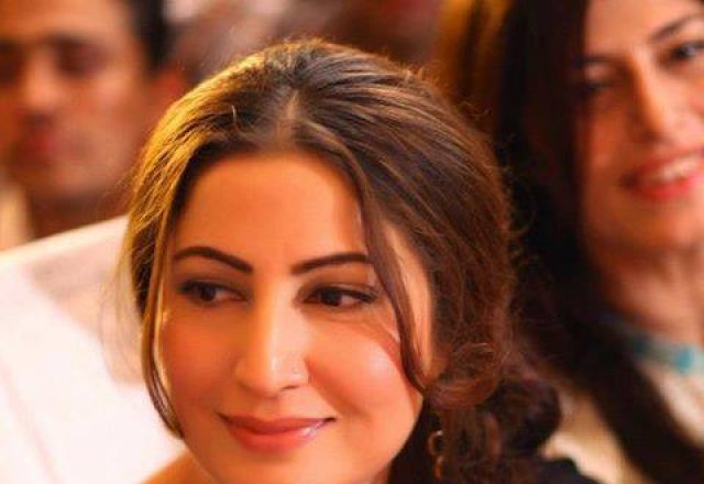 Pakistani Actress Saima Noor Biography And Latest Bikni Hot Spicy Photo 2015