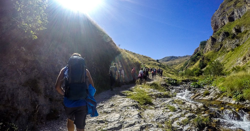 An unusual experience at Rudoka summit 2658m ( Man's Peak / Maja Njerit).