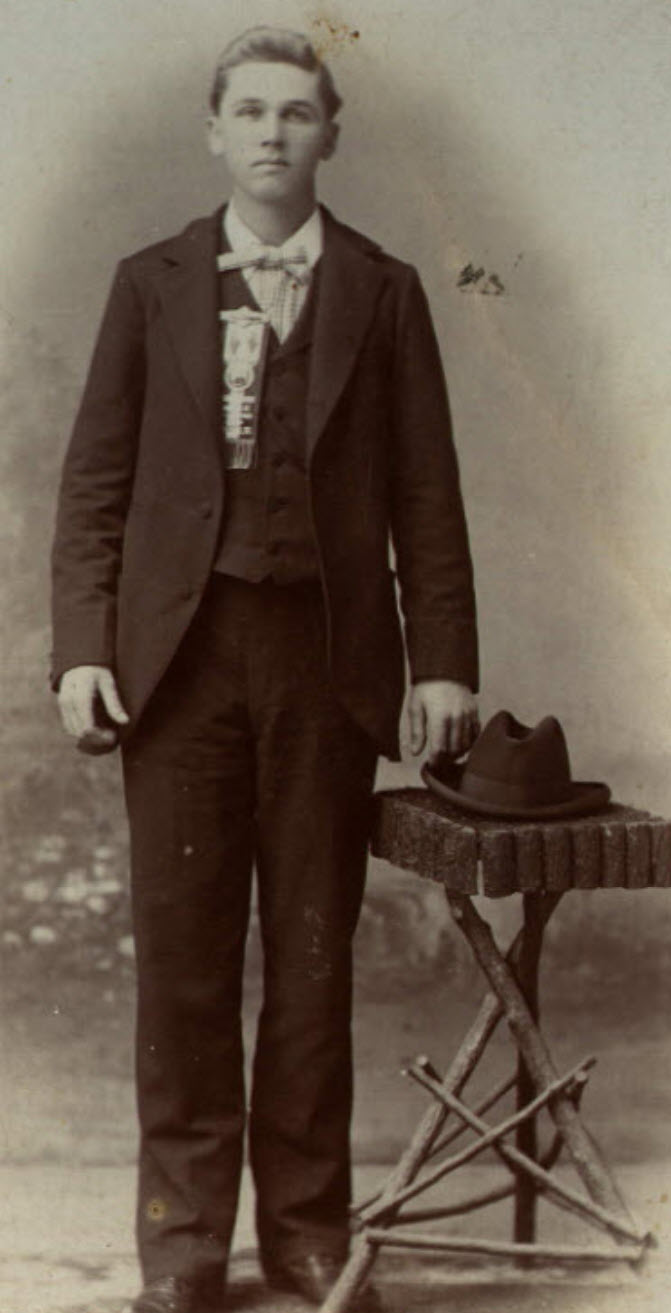 Moments in Time, A Genealogy Blog: 10 Years Ago Today