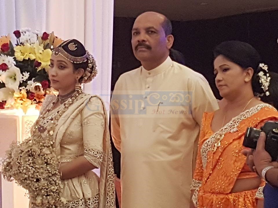 Palitha Range bandara's daughter Wedding | Sri Lanka Hot Picture Gallery.