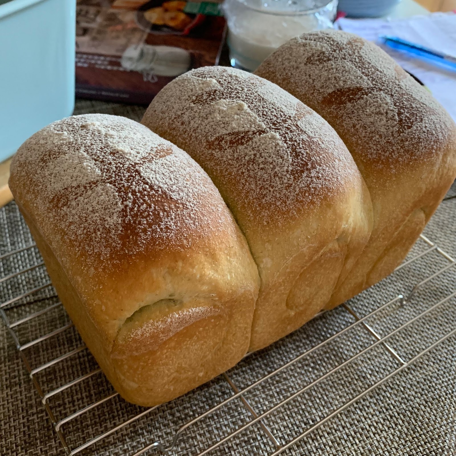 My Mind Patch: Simple Pandan Bread 香兰吐司