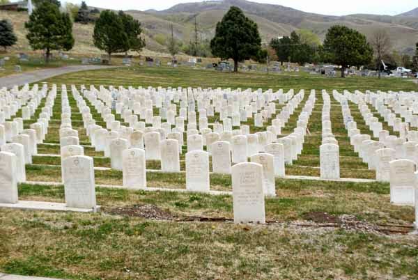 Artwife Needs a Life: Visiting the Salt Lake City Cemetery