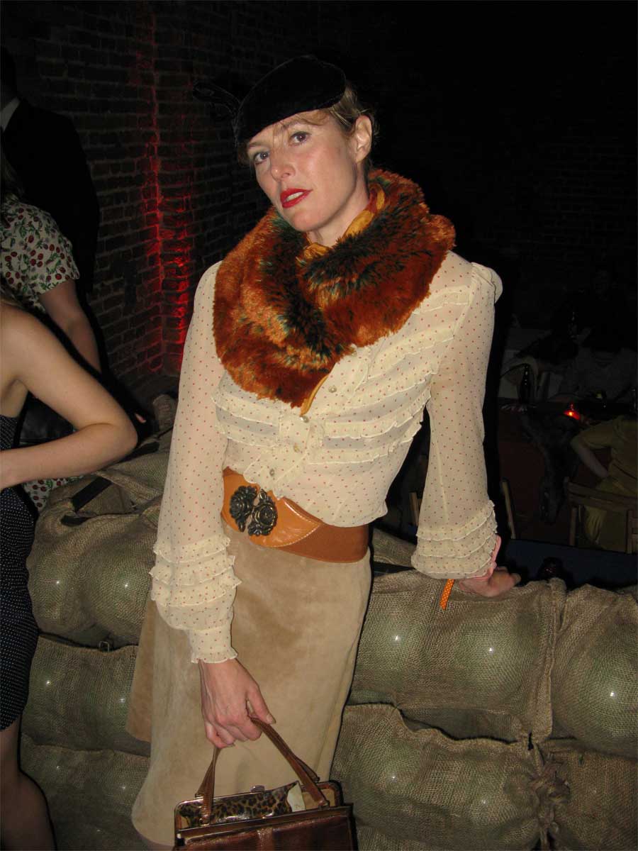 fashiontent: The Blitz Party in fashionable Shoreditch- a 1940s Style fest!