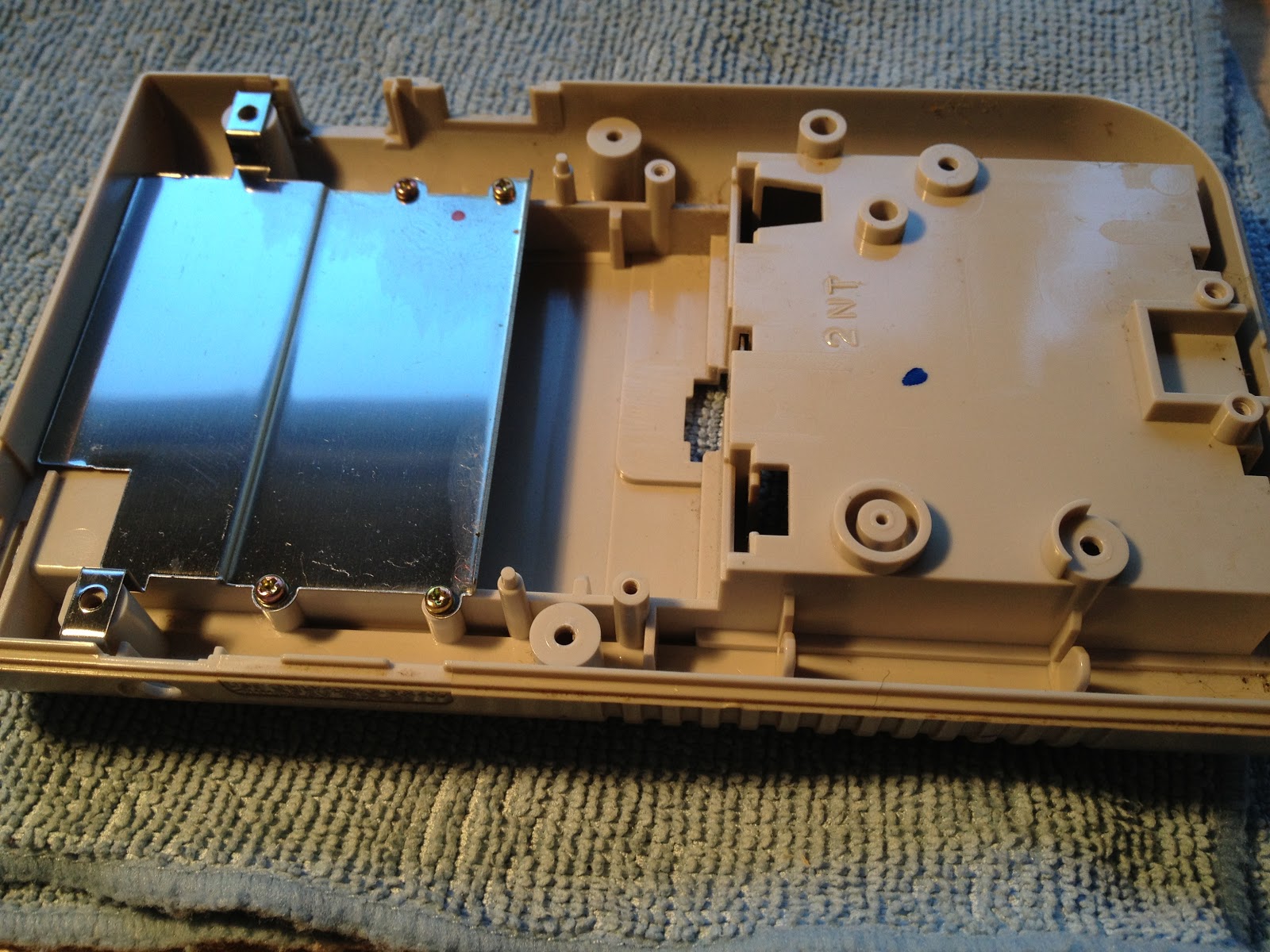 Electro Fun: How to Refurbish an original gameboy