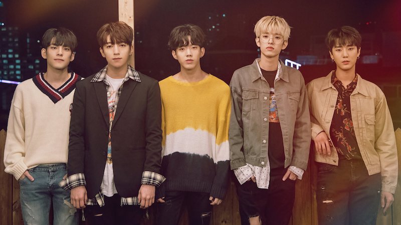 DAY6 revela design da ''Light Band'', uma nova versão das LightSticks