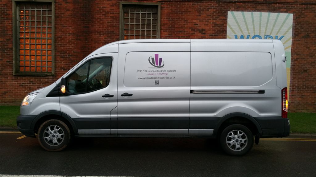 The Green I Signs Blog: Silver ford transit van sign writing & cut to ...